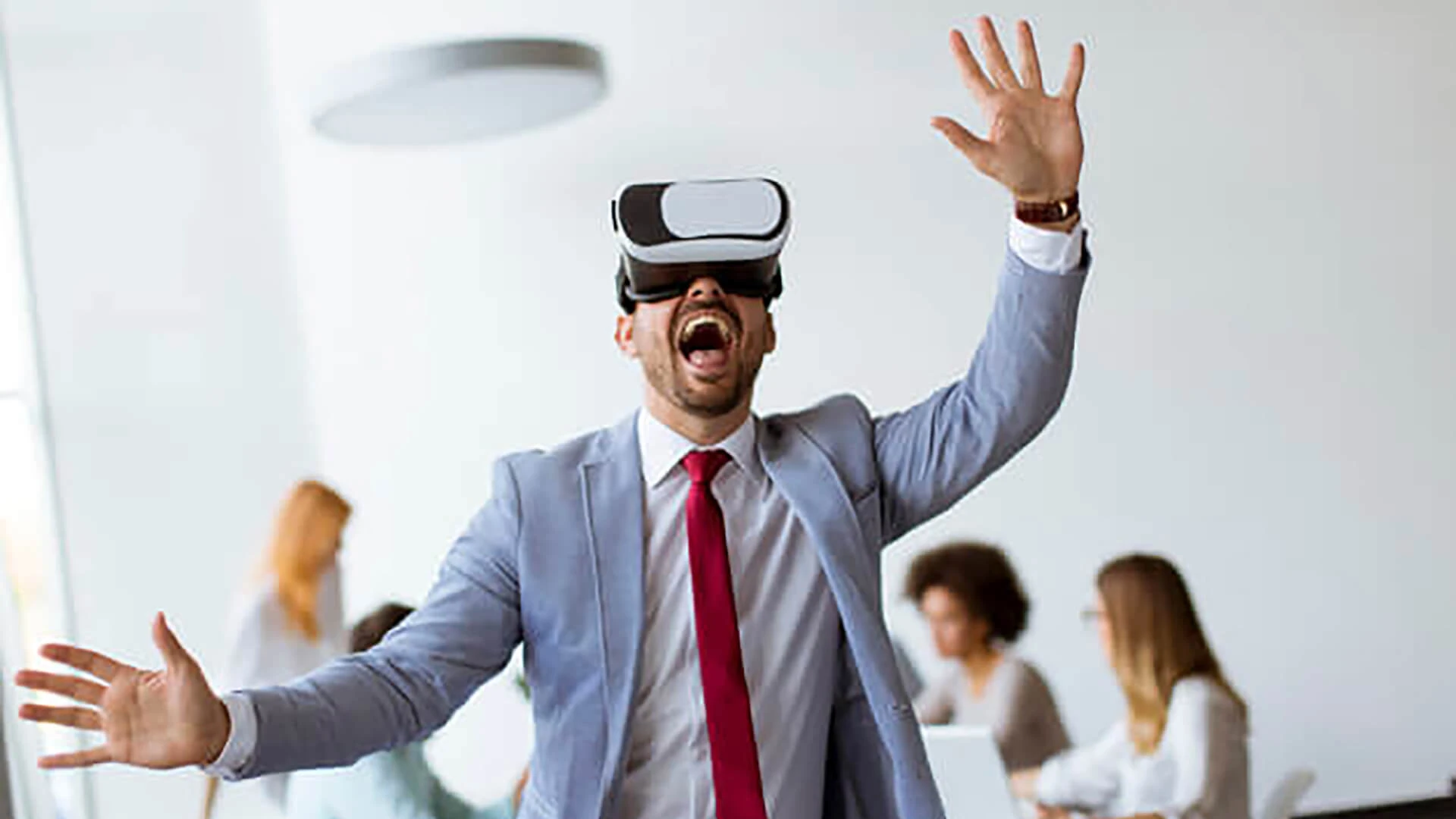 7 common misconceptions about VR | OTHERWORLD