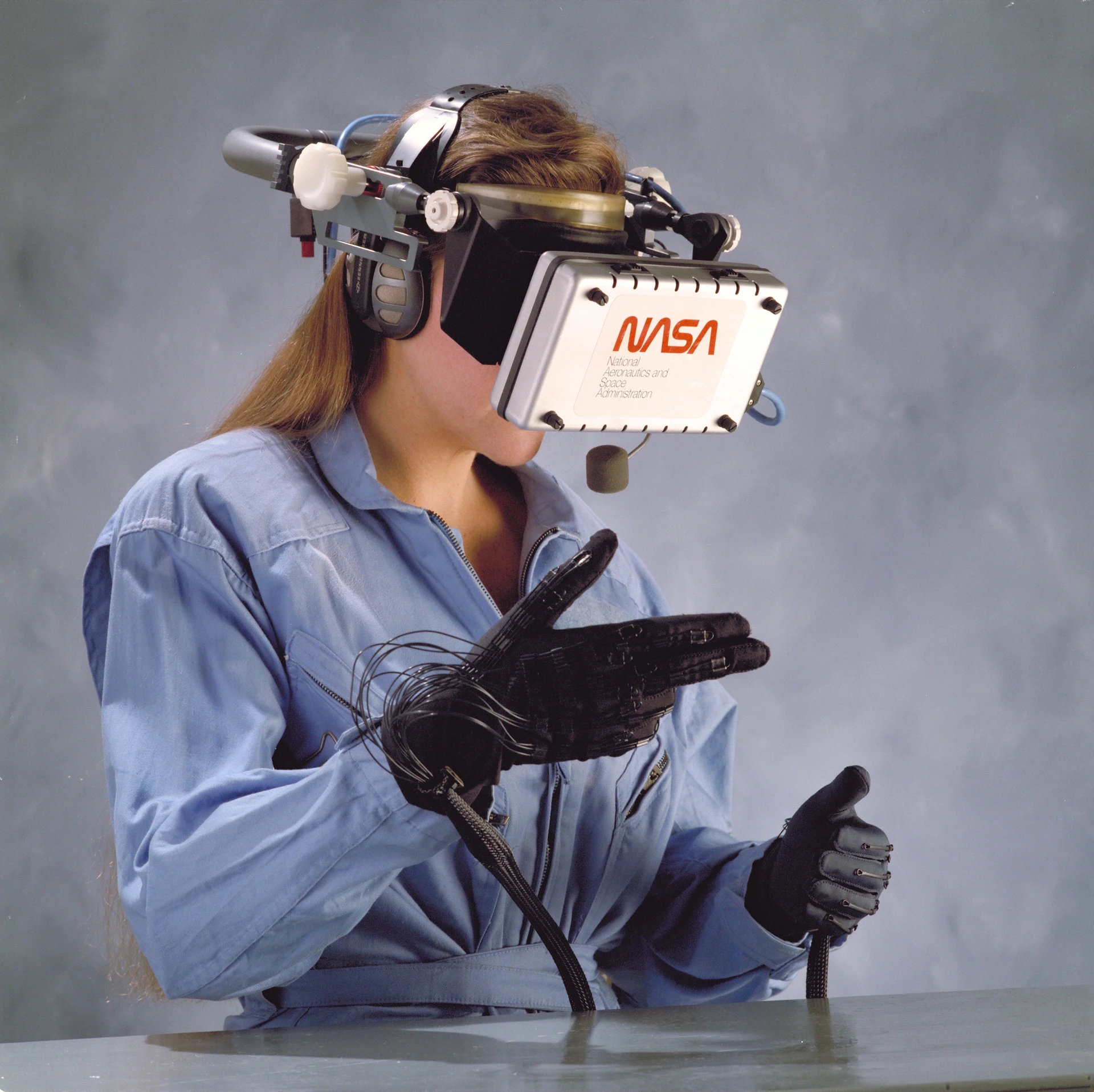 The History of VR | OTHERWORLD